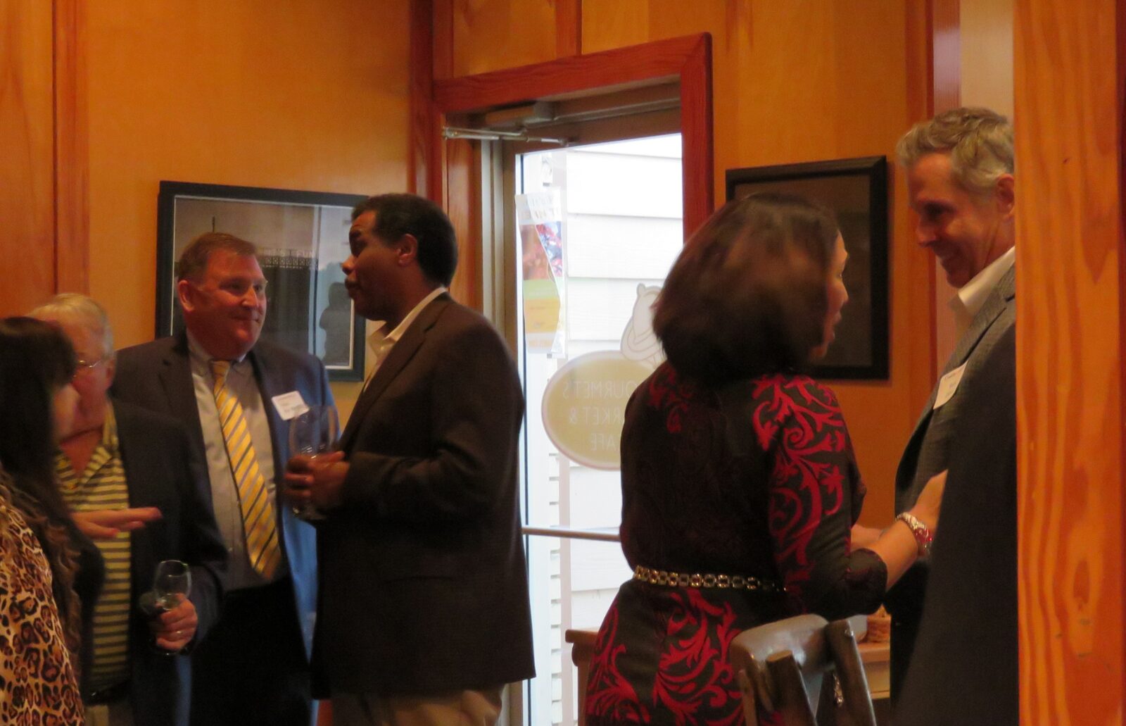 McKenzie packs Holly's Gourmet Market - Knox TN Today