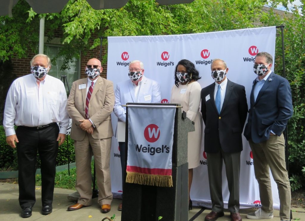 Food banks celebrate Weigel’s gift of milk - Knox TN Today