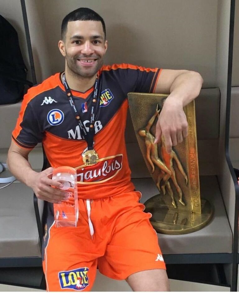 Basketball remains a way of life for Chris Lofton - Knox TN Today