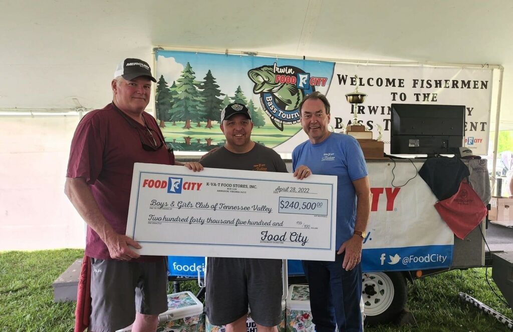 Food City gives back - Knox TN Today