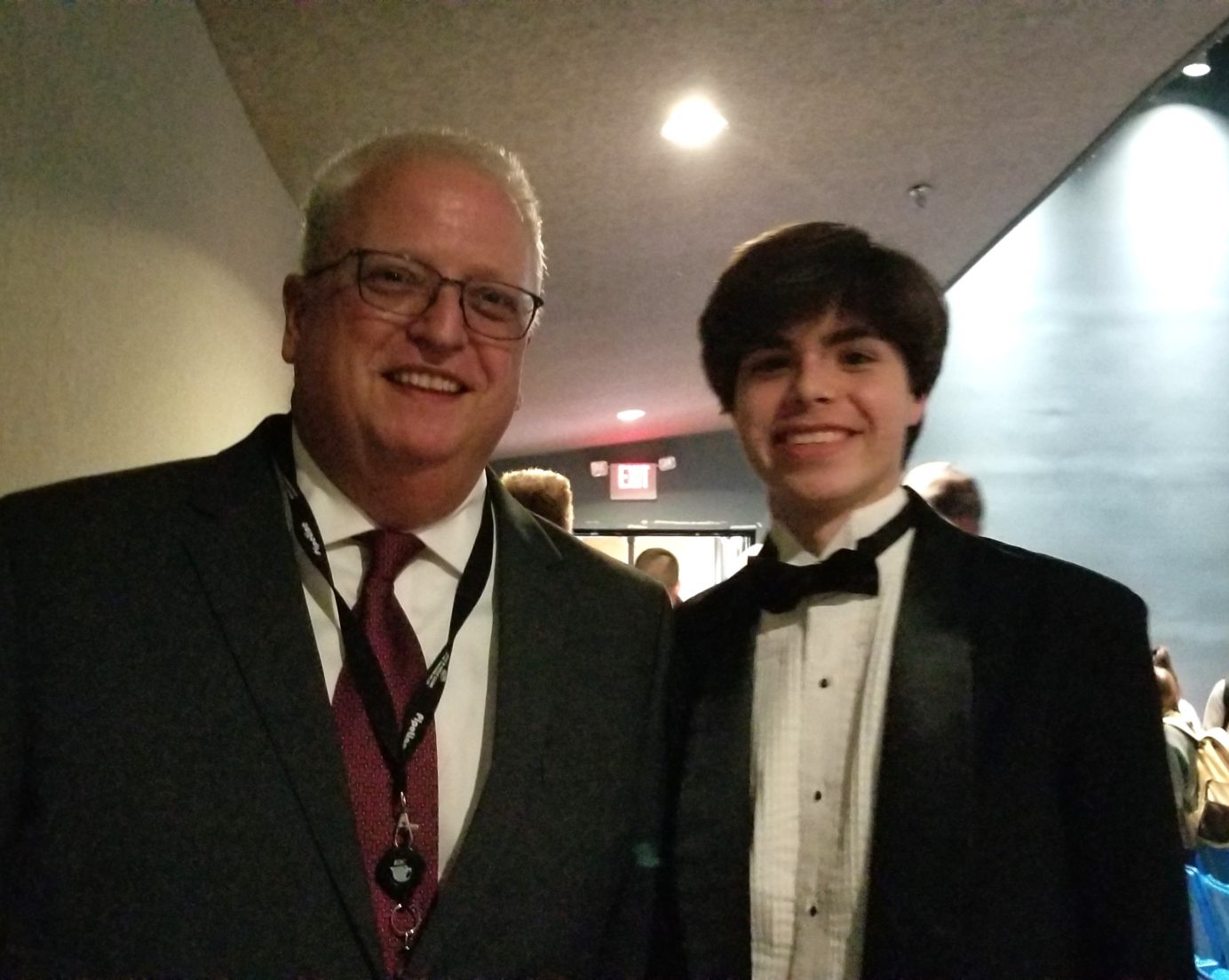 Powell salutes fallen soldiers - Knox TN Today