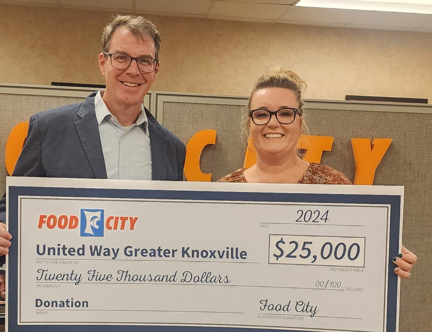 Food City boosts Love Kitchen, United Way - Knox TN Today