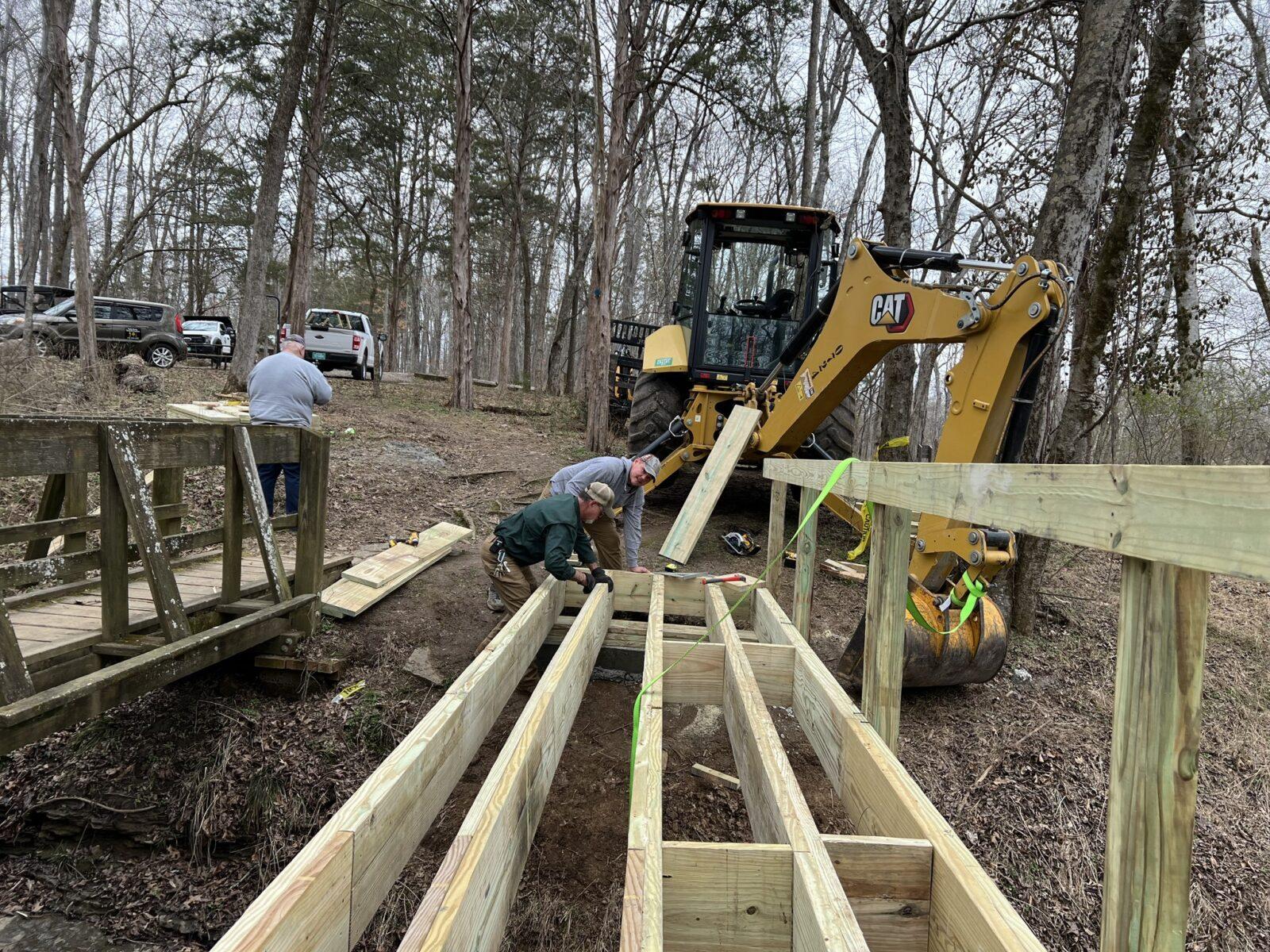 Powell contractor works at Henry Horton park - Knox TN Today
