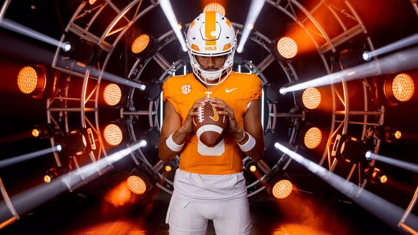 Fly in the ointment: Football is unsettling - Knox TN Today