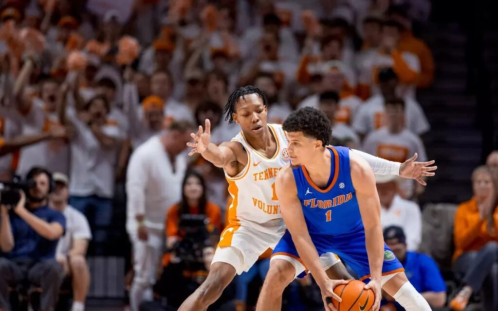 Vols, with great grit and defense, overwhelm Gators - Knox TN Today