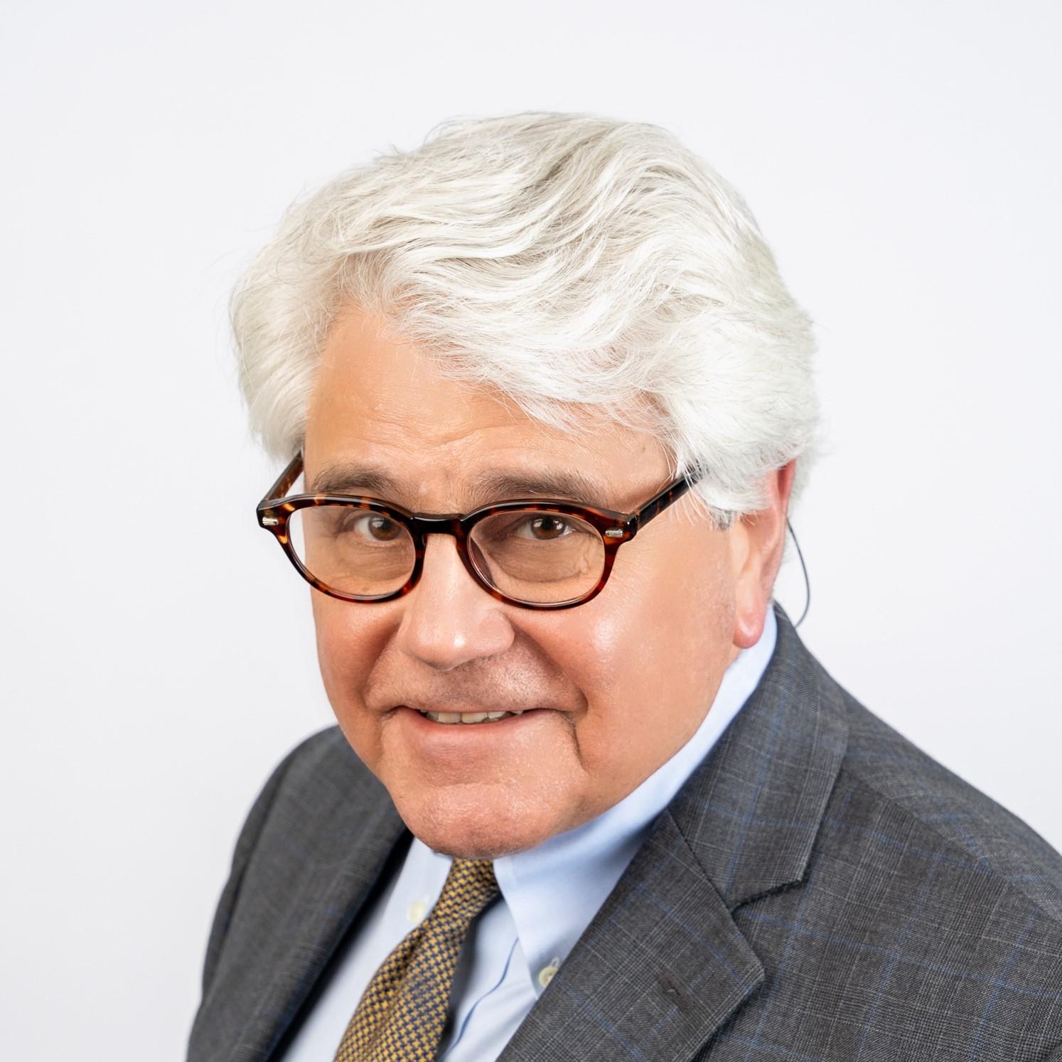 Sid Gilreath + Bob Pryor + Tom Hale + Joseph Figueroa + Courtney Panter ...