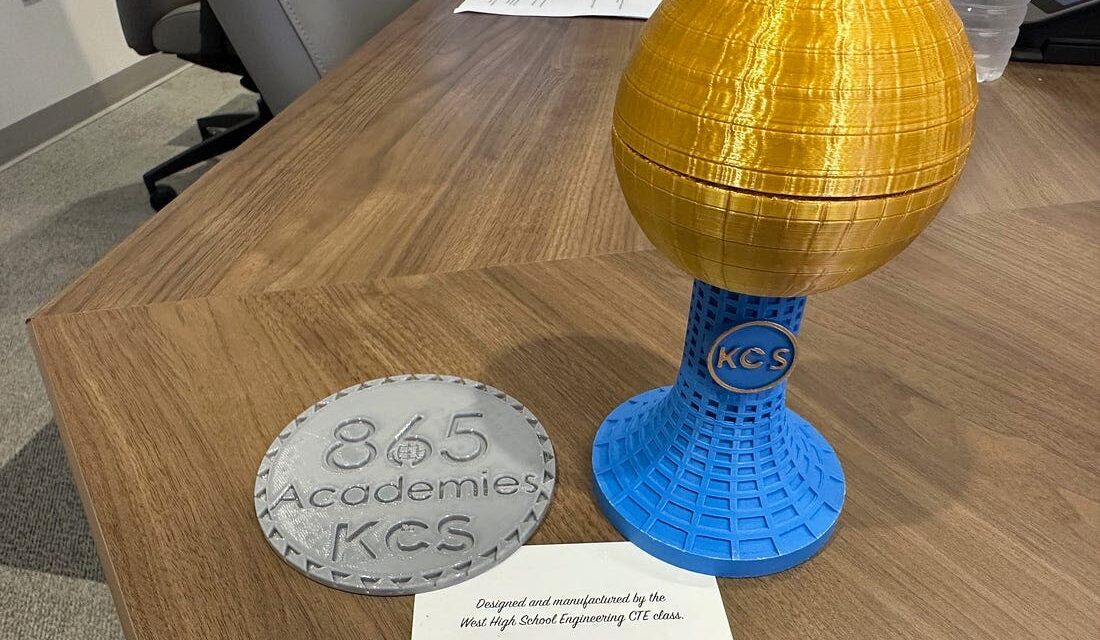 Robert Gipe + Katherine Bike + Caris Conner + Alisa Bryantseva ...