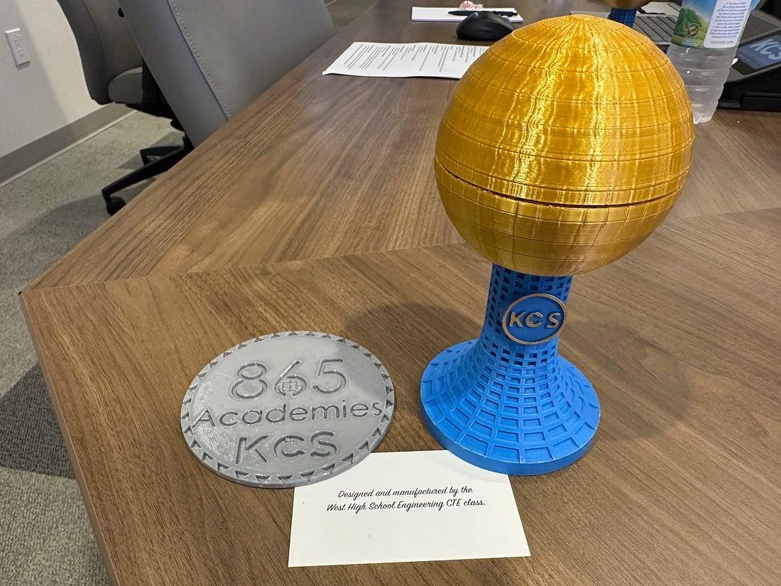 Robert Gipe + Katherine Bike + Caris Conner + Alisa Bryantseva ...