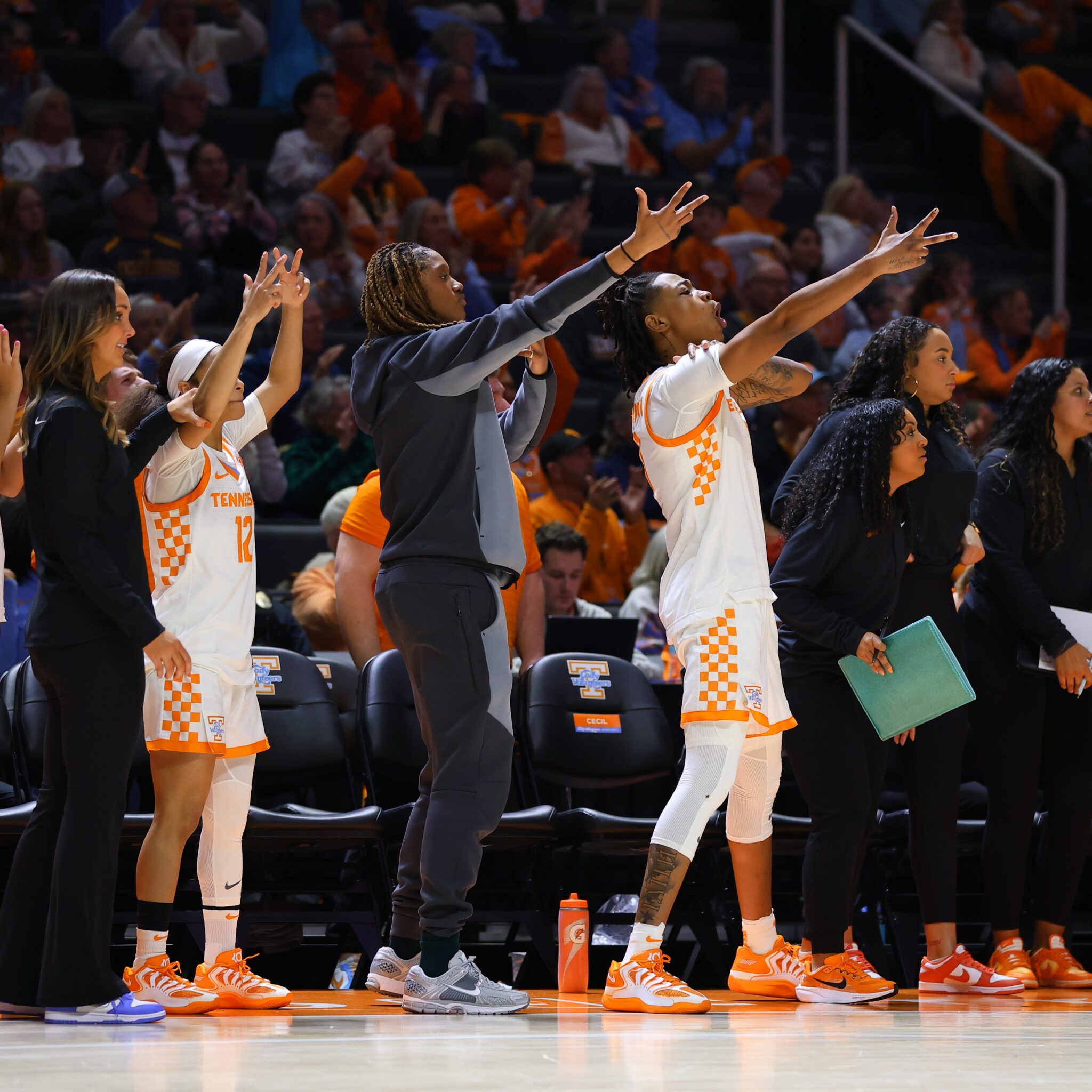Lady Vols turn away Kentucky - Knox TN Today