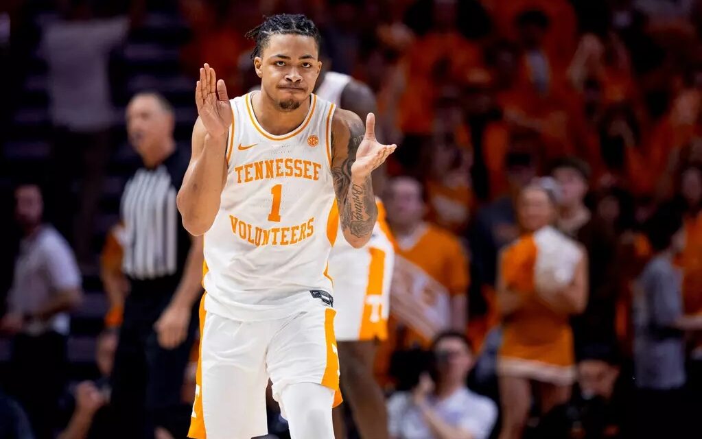 Kentucky cashes in Tennessee mistakes, 80-78 - Knox TN Today